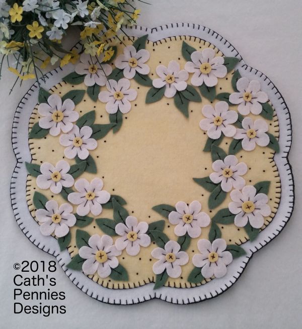 Apple Blossoms Wool Applique Candle Mat – Cath's Pennies Design