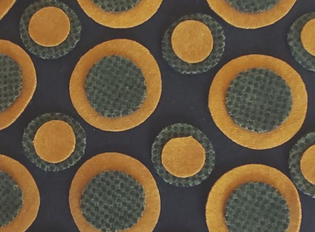 Sew Easy PRE-CUT! Penny Rug Wool Kit Green & Gold (US only) FREE ...